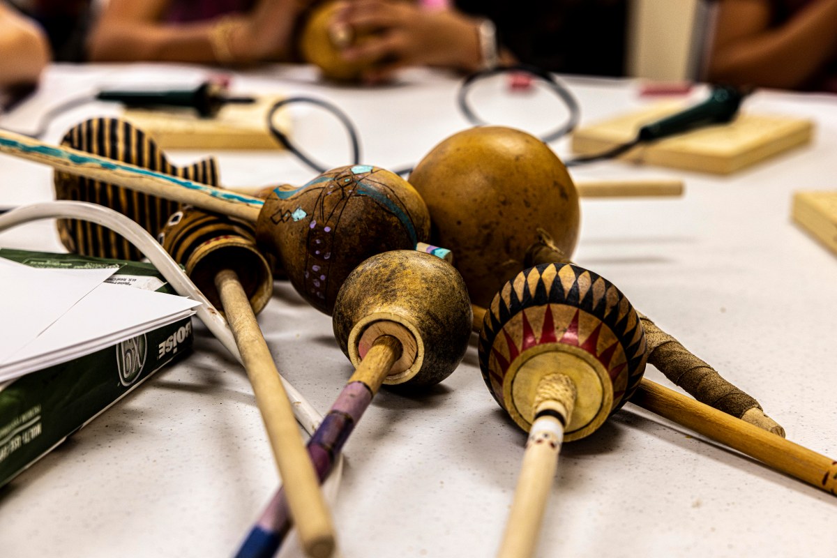Make Your Own Šiihšiikwani ‘Gourd Rattle’ – Aacimotaatiiyankwi